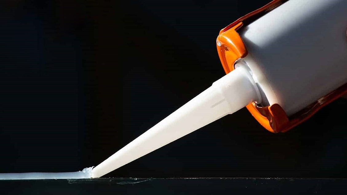 Top 10 Uses of Adhesives and Sealants in Automotive, Construction and ...